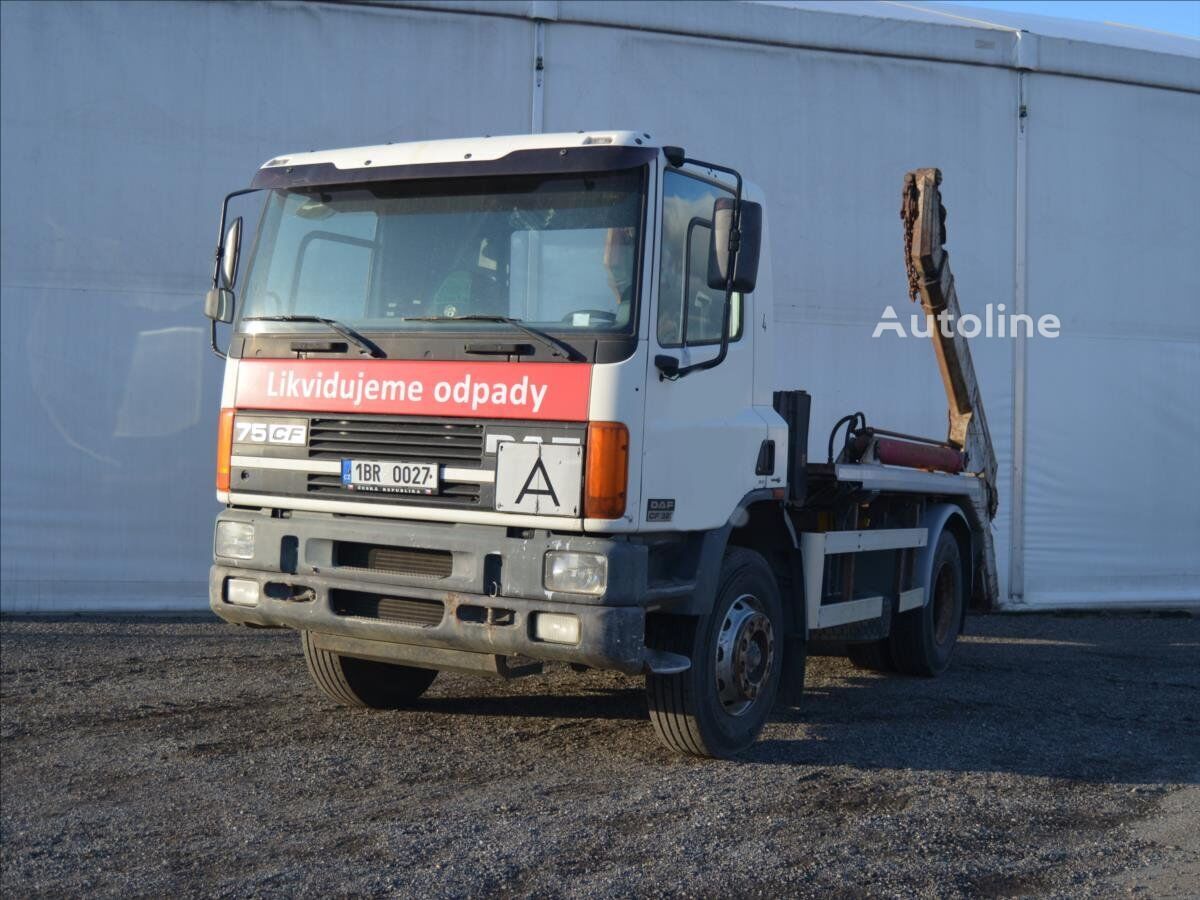 DAF CF 75.320 kamion autopodizač kontejnera