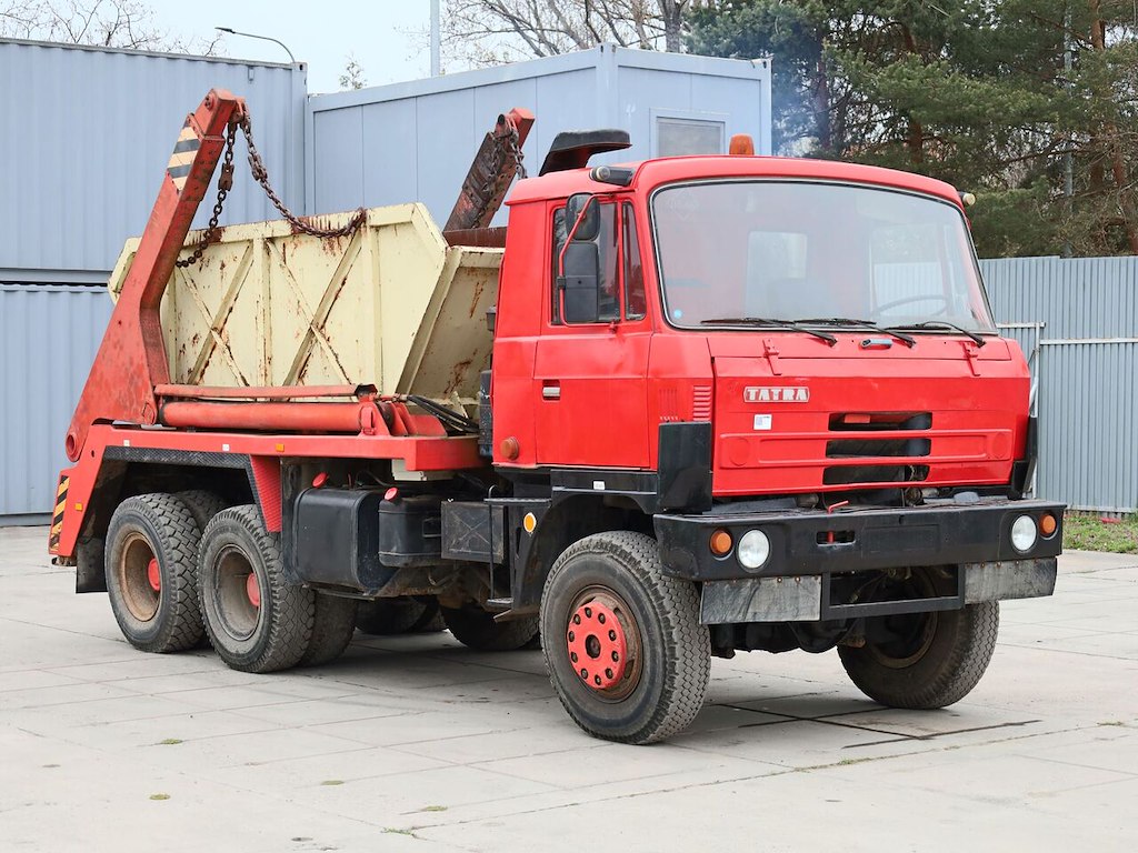 Tatra 815, ŘETĚZOVÝ NOSIČ KONTEJNERŮ, 10 VÁLCŮ, 6x6 kamion autopodizač kontejnera