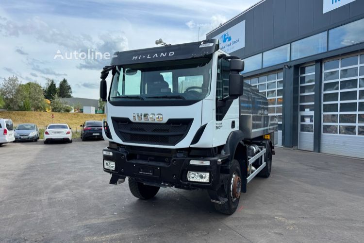 IVECO Trakker 190T36 4x4 Milchtank autocisterna za mleko