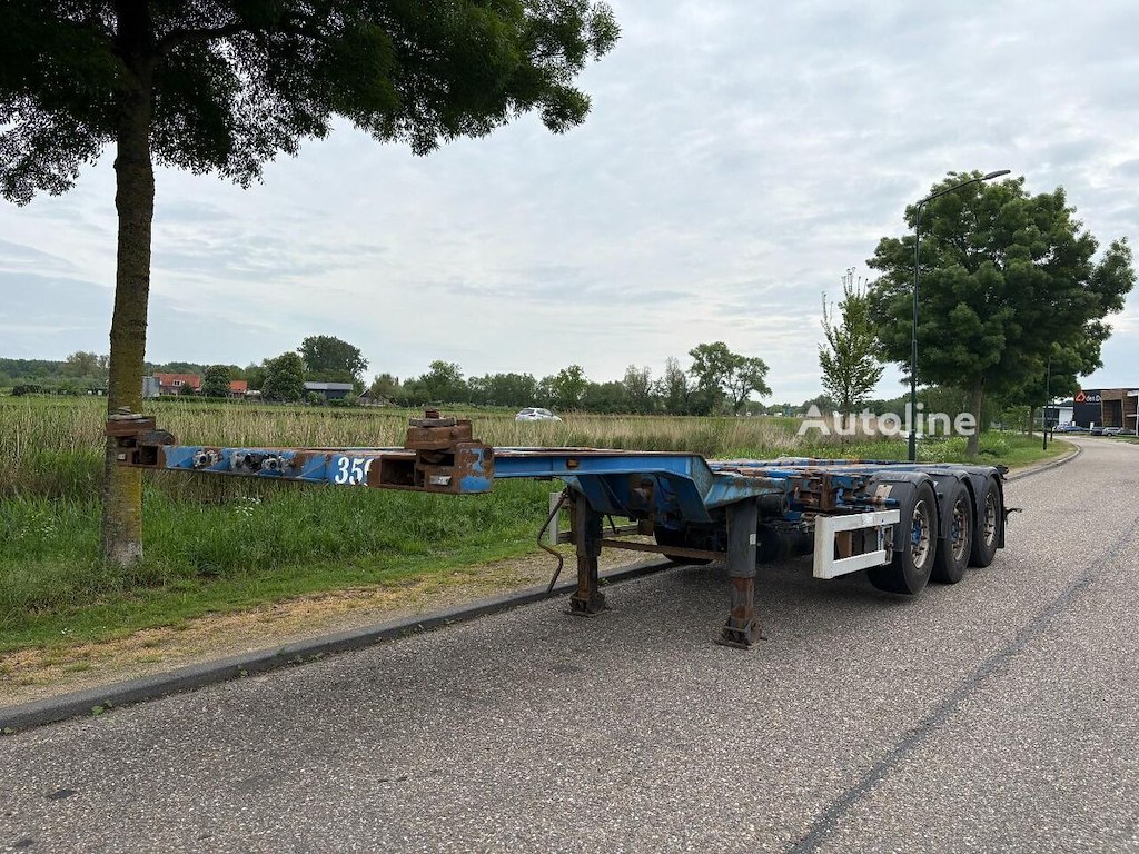 Renders EURO 800 poluprikolica za prevoz kontejnera