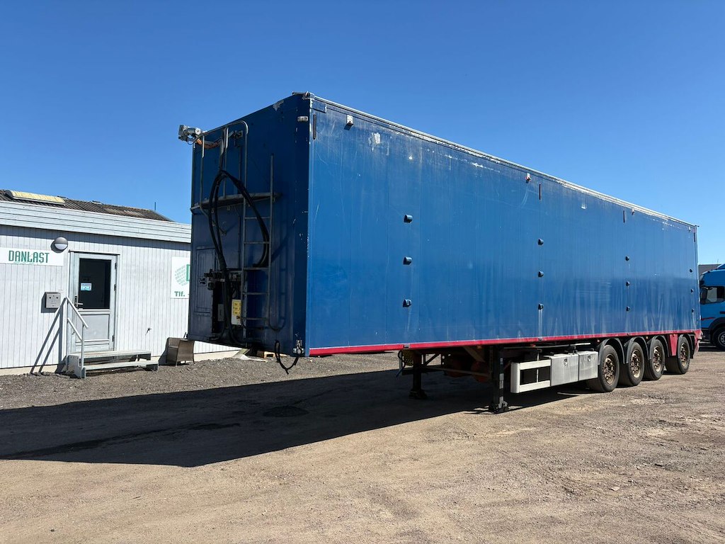 AMT Trailer poluprikolica sa pokretnim podom