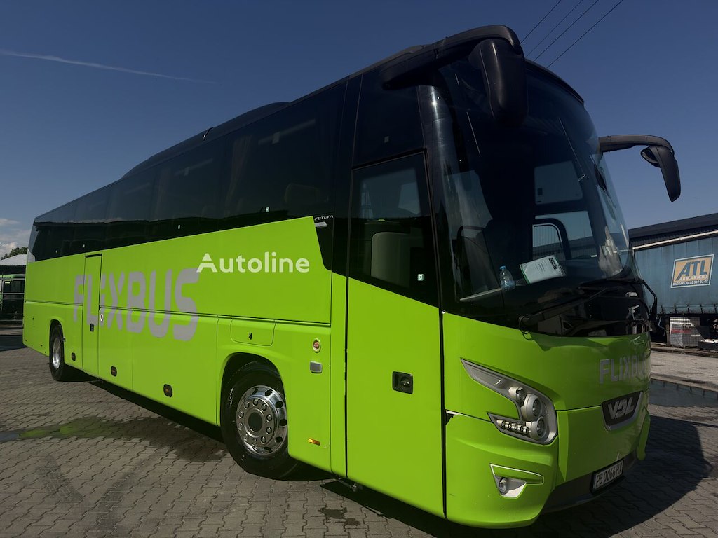 VDL Futura turistički autobus