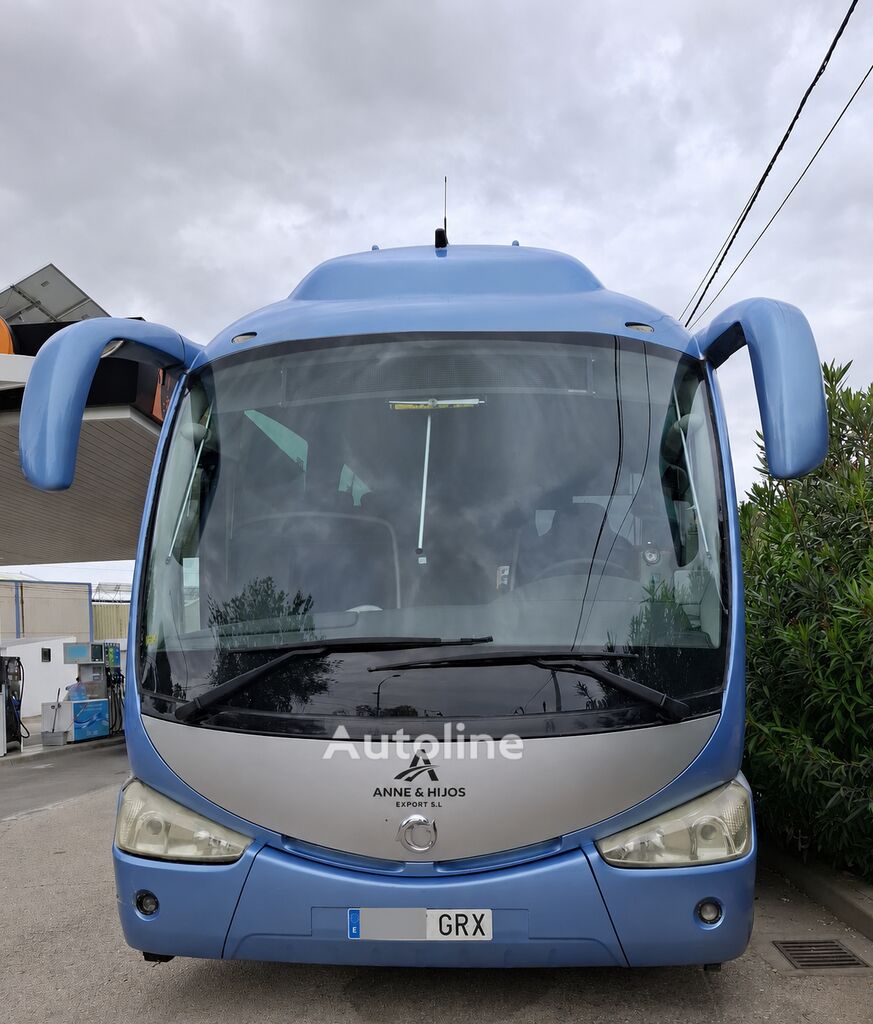 IVECO IRIZAR PB + PMR (6SILLAS) turistički autobus