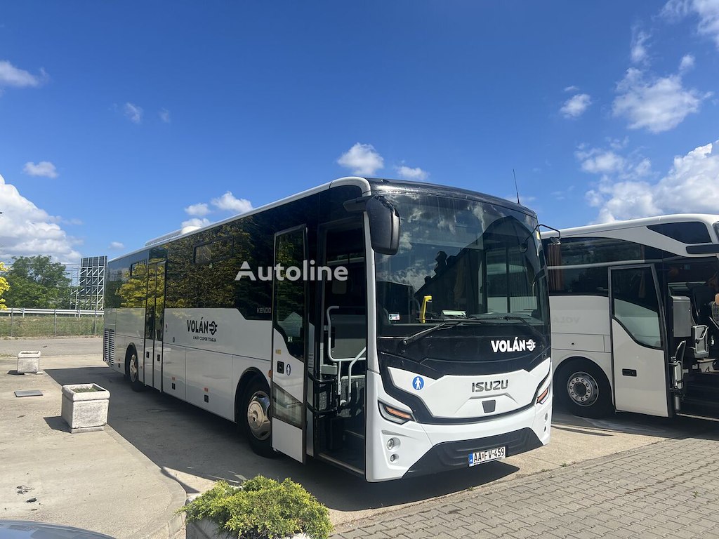 Isuzu Interliner Kendo turistički autobus