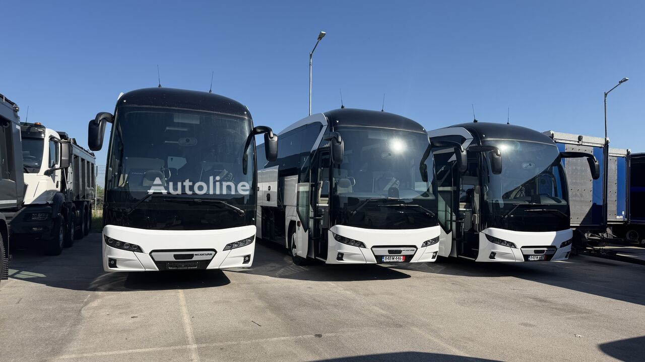 Novi Neoplan Tourliner turistički autobus