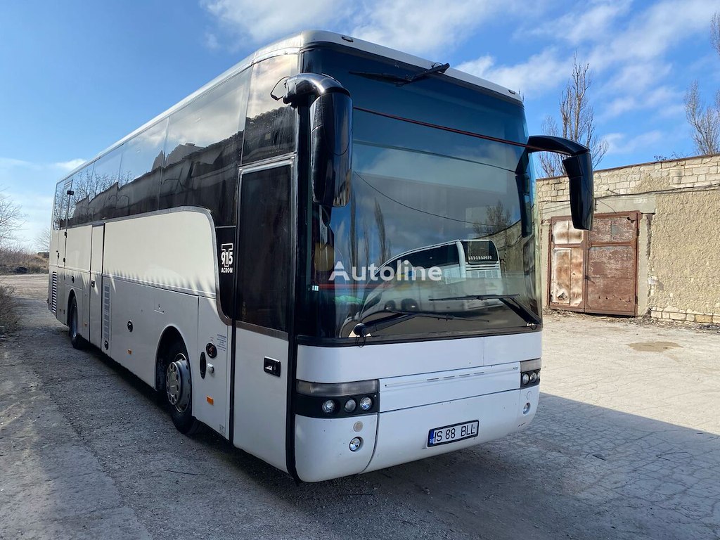 Van Hool T915 prigradski autobus