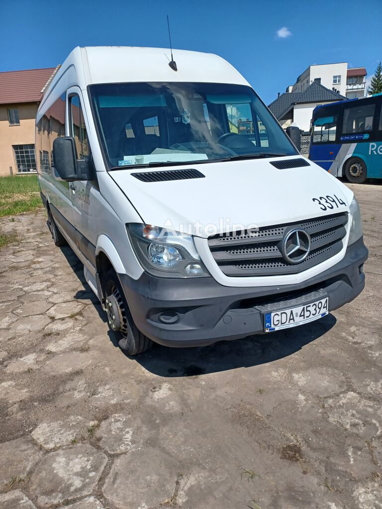 Mercedes-Benz Sprinter 516 prigradski autobus