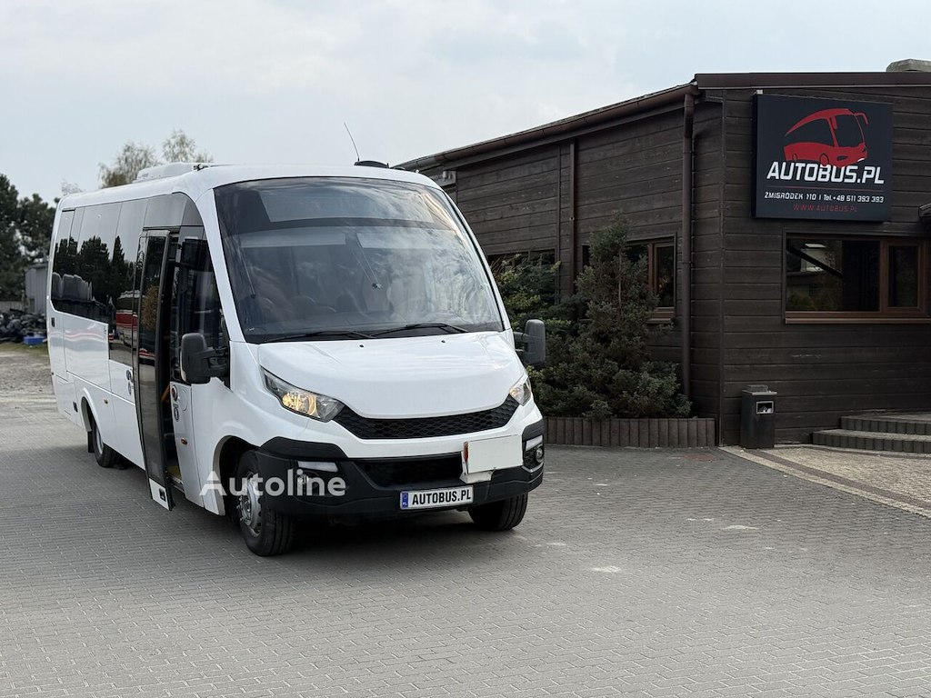 IVECO Daily prigradski autobus