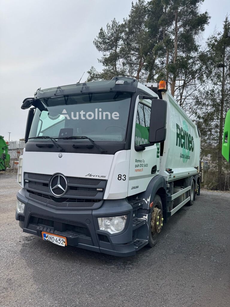 Mercedes-Benz Antos kamion za smeće