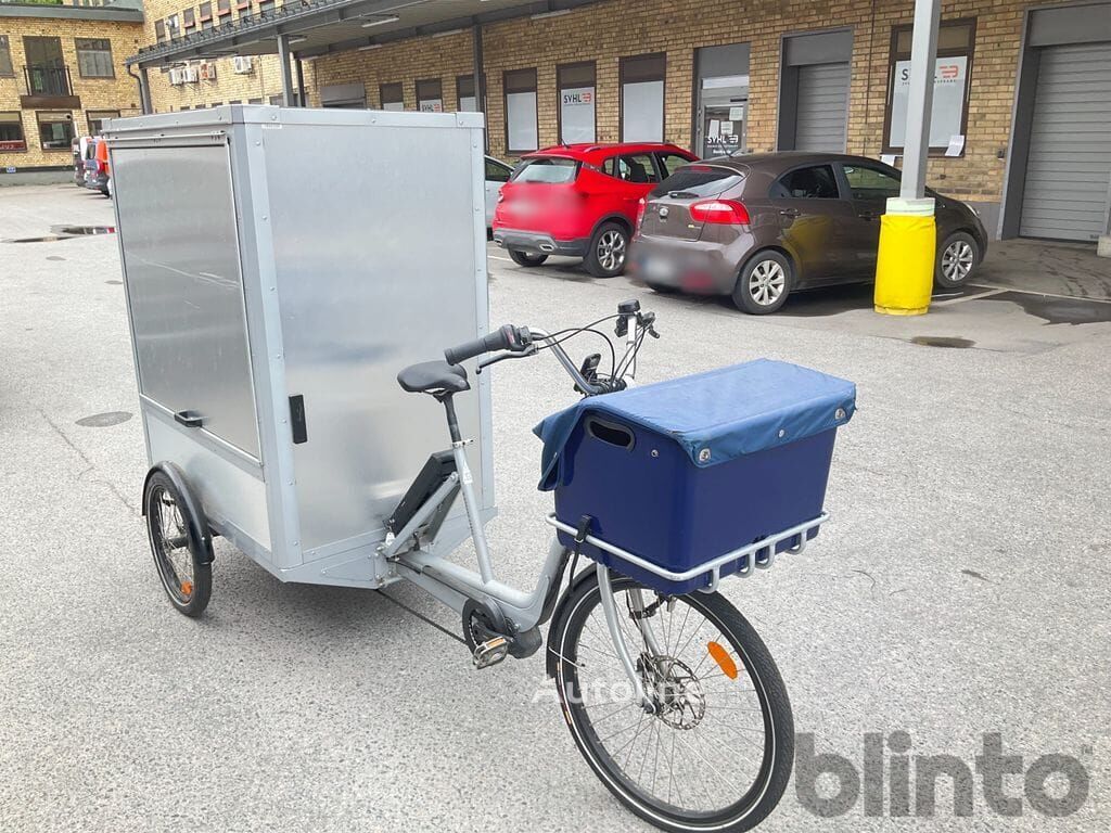 Prodaje se Monark Cargo bicikl na aukciji