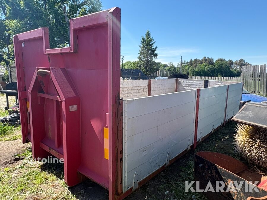 Prodaje se CMT Lämflak CMT karoseriju platformu na aukciji