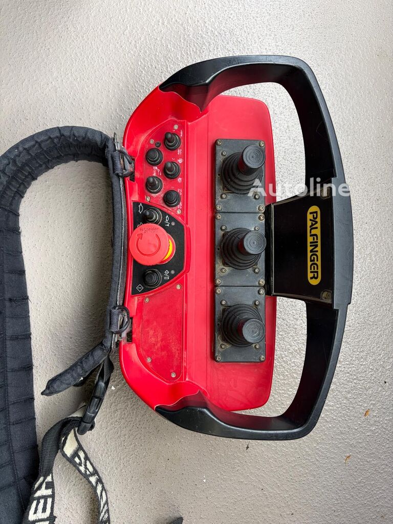 Palfinger 16502 remote 10m autodizalica s kranom