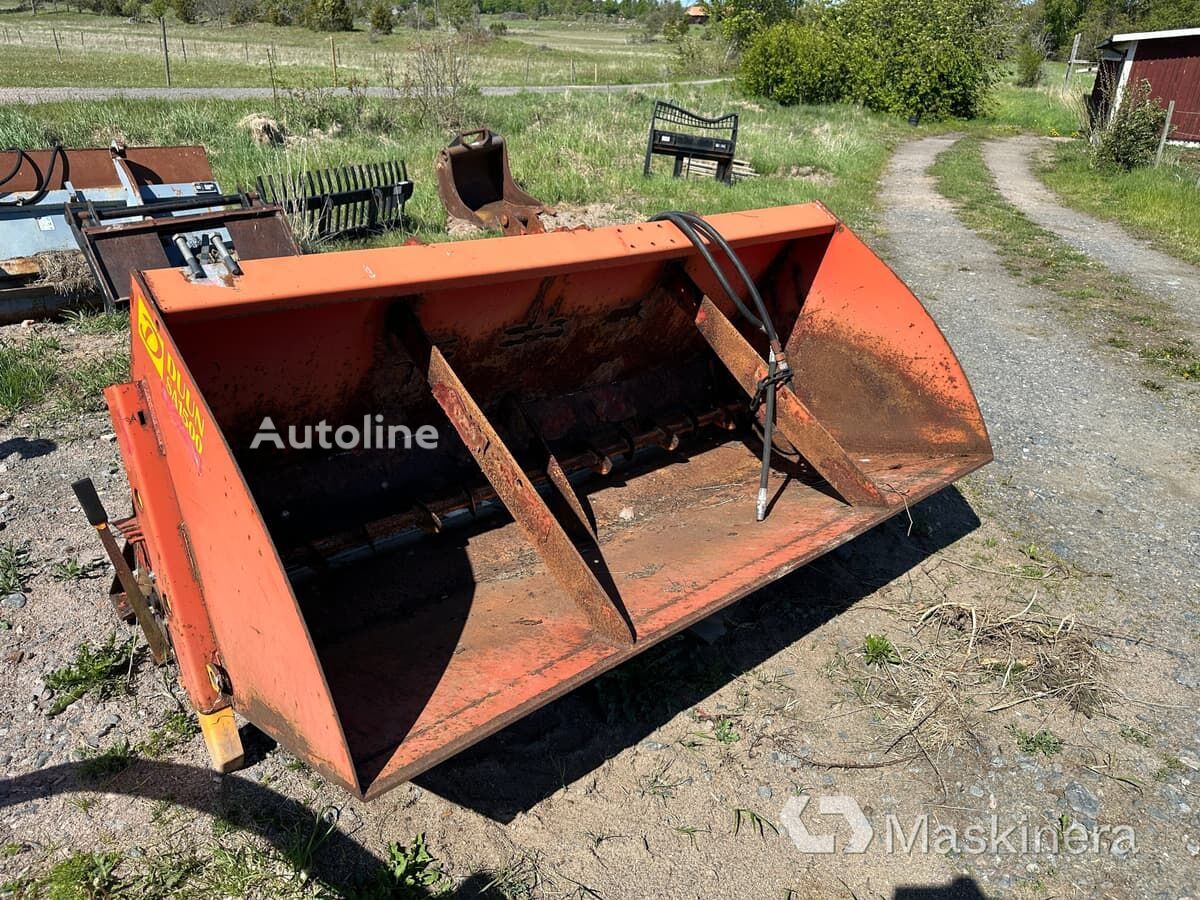 Prodaje se Duun SA1500 nošeni rasipač peska na aukciji