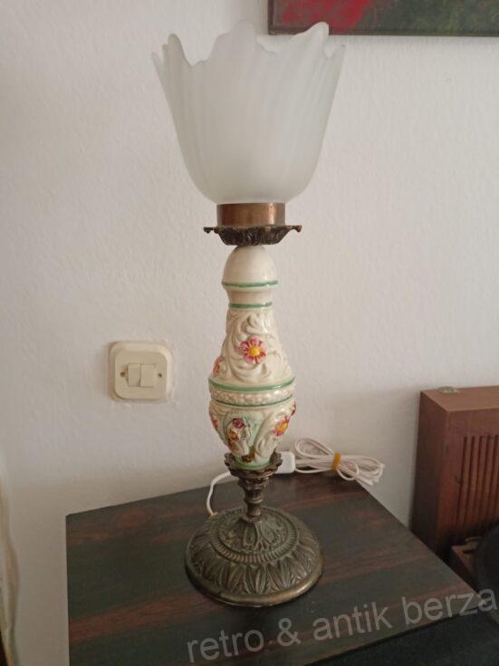 Stona lampa iz Italije