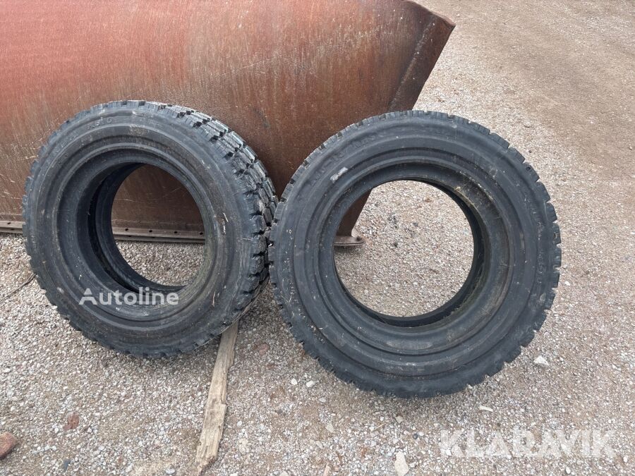 Prodaje se Kenda K610 gumu za kamione na aukciji