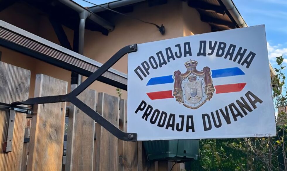 Predratna emajlirana tabla „PRODAJA DUVANA“ – A. Westen d.d. Celje
