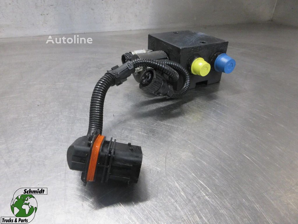 Volvo UPRAVЉAChKA ЈEDINITsA FH 460 22996627 reduktor volana za kamiona