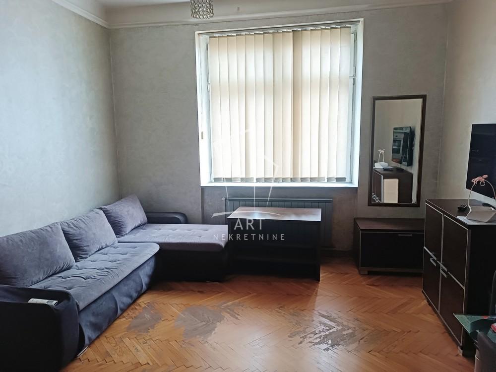 Odlična lokacija, mereno 40 m2 ID#15332
500 €