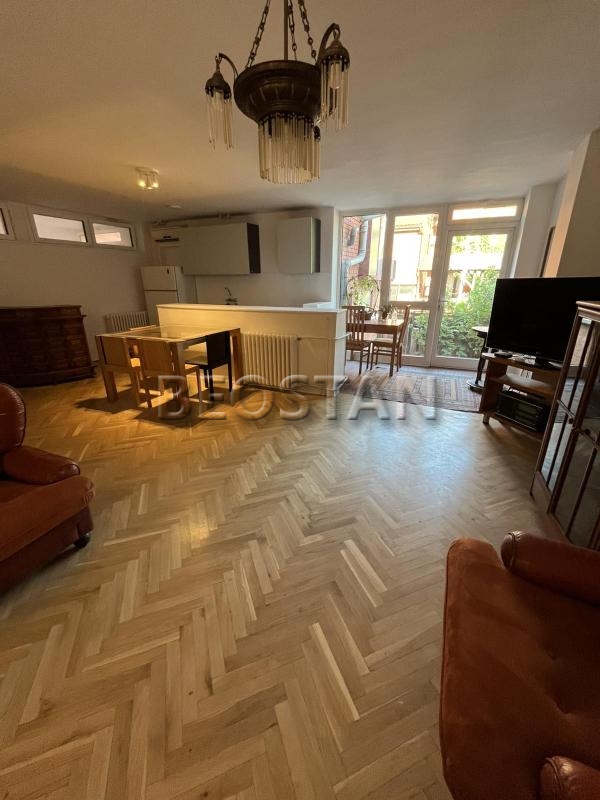 Bežanijska kosa - Bezanijska kosa 1 #67709
1.600 €