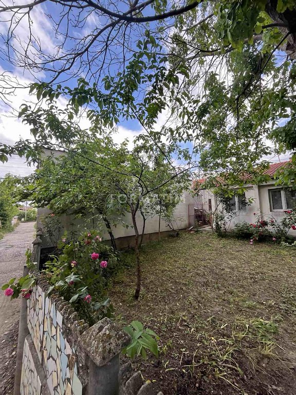 Nameštena kuća, pogodno za radnike ili porodicu ID#2883
500 €