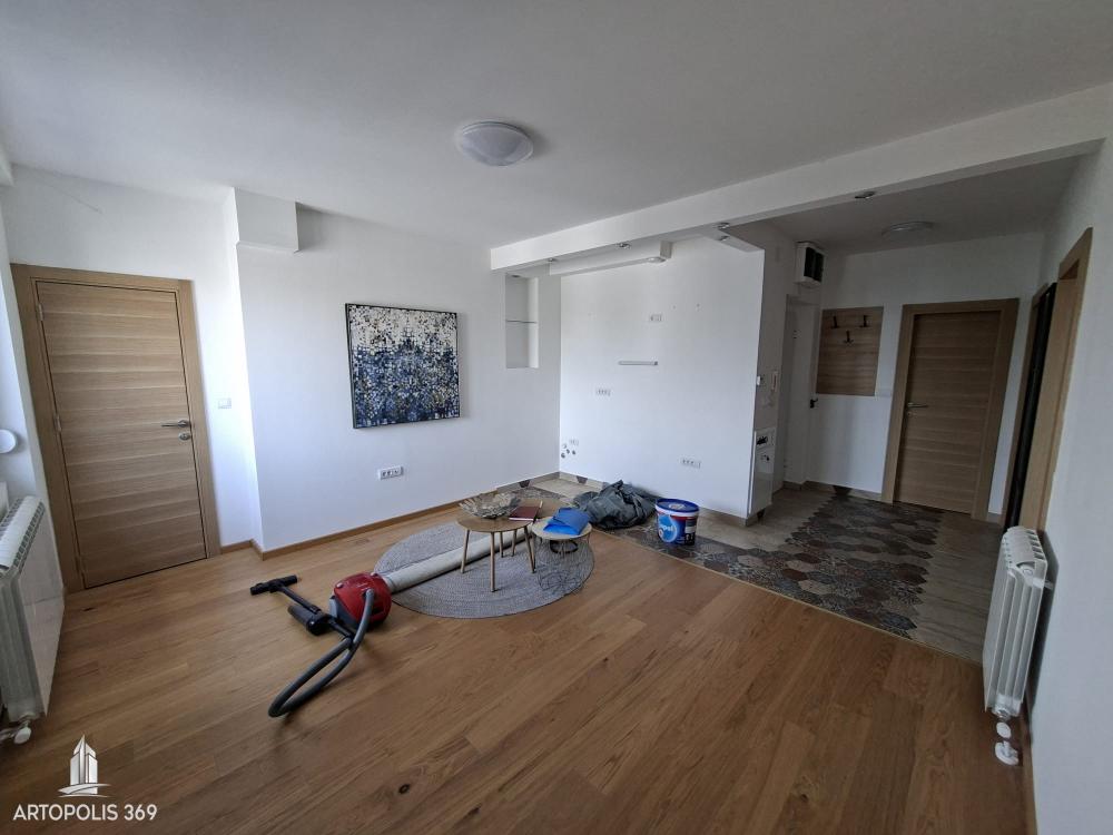 Lux poslovni prostor, 3 kancelarije, top lokacija! ID#1297
850 €