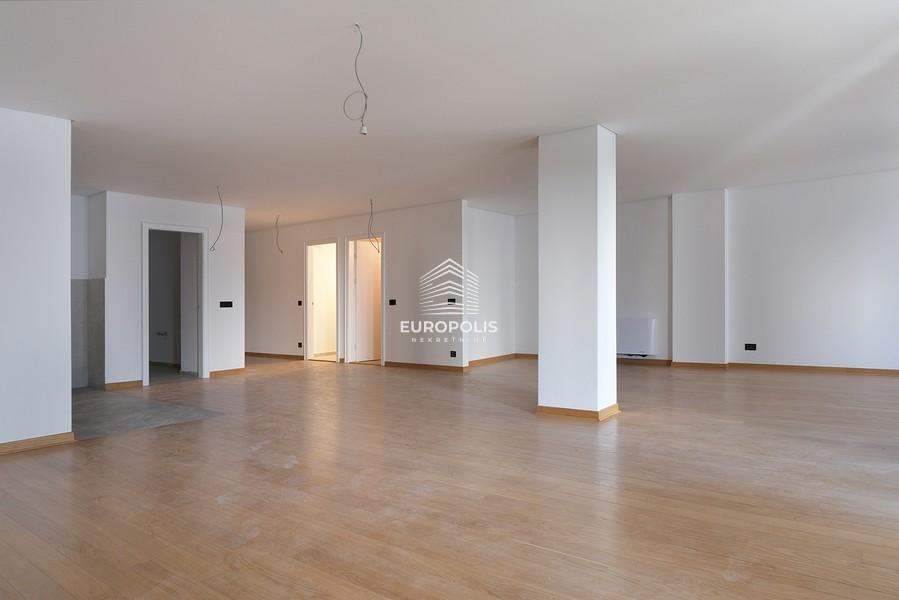Luksuzan, četvorosoban u novogradnji kod Hrama ID#9517
1.305.000 €