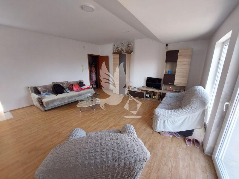Komforan trosoban stan u centru Mladenovca #3s356 #1194
88.750 €