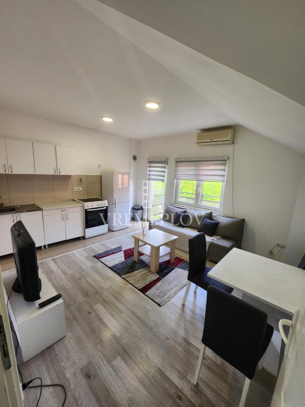 1.5 Borča centar 1 ID#2152
78.000 €