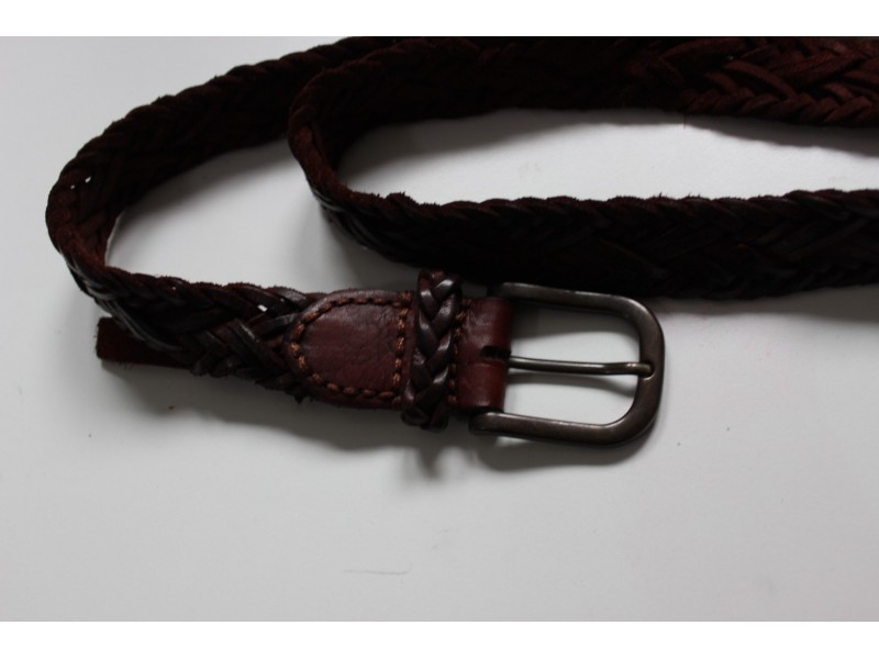 Massimo dutti kais od prirodne koze zenski M-L 105 cm