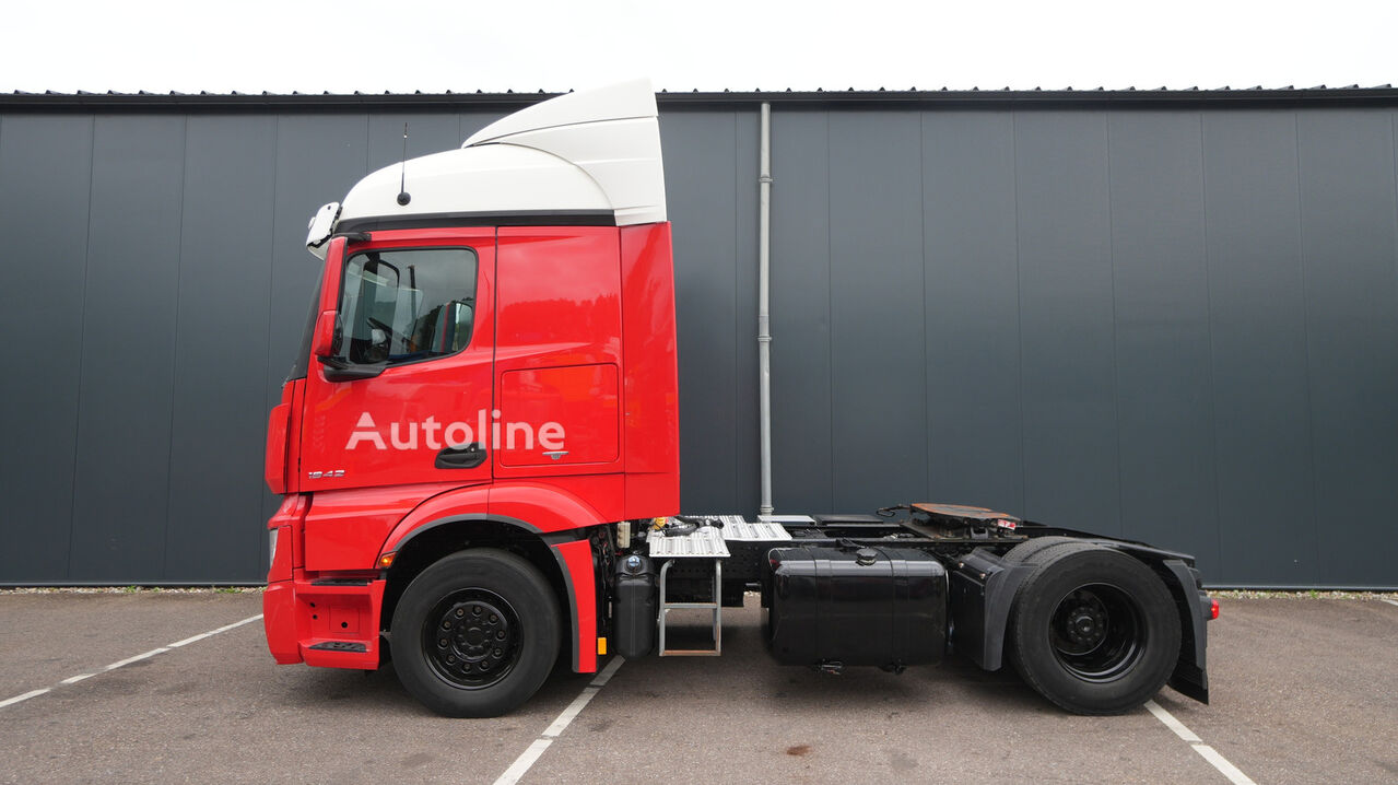 Mercedes-Benz Actros 1942 tractor unit with TRS tegljač