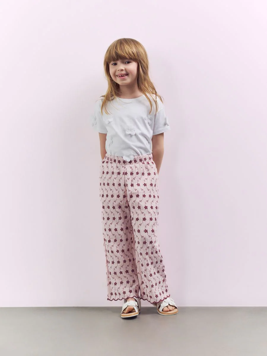 Pantalone od muslina sa vezom