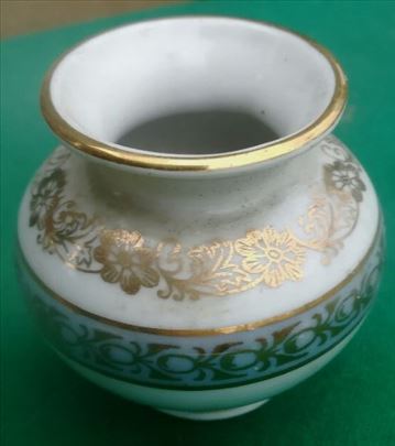 Mini porcelanska vaza.