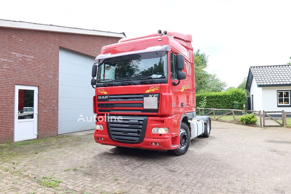 DAF XF 105.460 / Euro5 / Automaat / Spoilers Fenders / Airco / Koelk tegljač