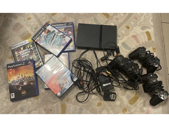 PS2 Konzola + 7 Igrice