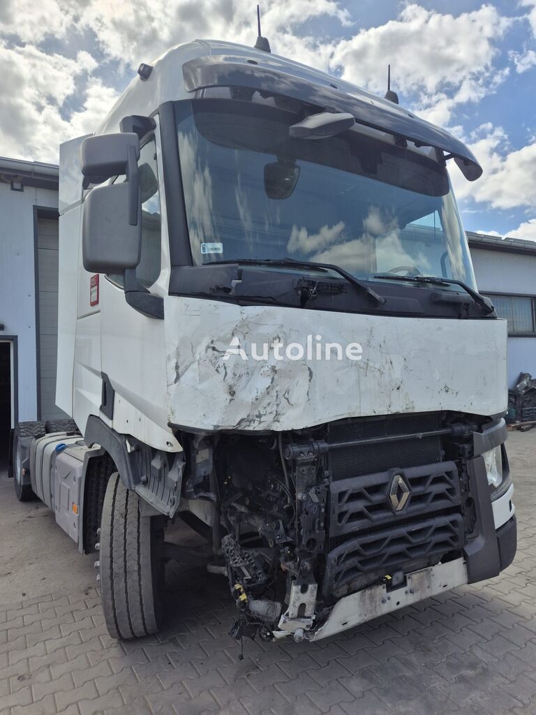 Renault T460 tegljač