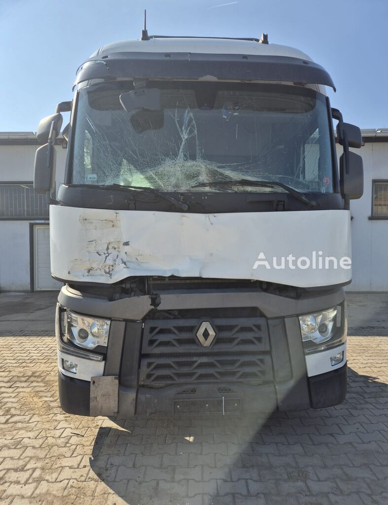 Renault T460 tegljač