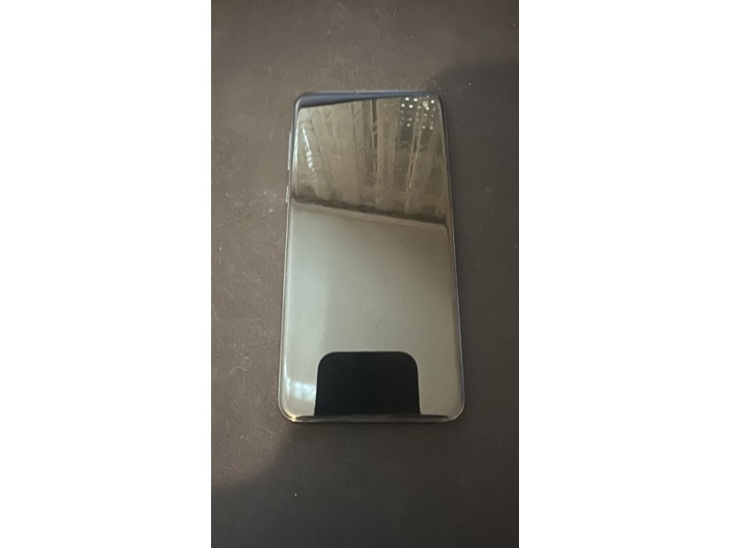 Samsung S10e