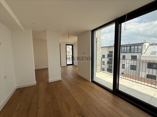 Lekino brdo | Penthouse | Privatna terasa 100m2