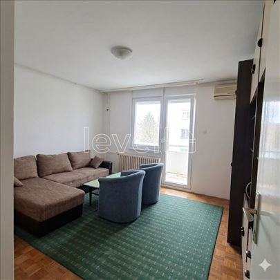 Stan,Novi Sad,Bulevar Oslobođenja,kv: 44.00