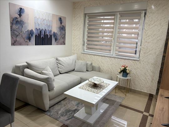 Mirijevo, Jovanke Radaković, 39m2+5m2 ostava
