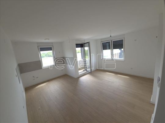 Stan,Petrovaradin,Alibegovac,kv: 72.00