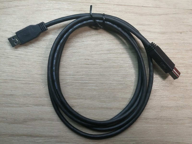 USB 3.0 kabl tip A na tip B