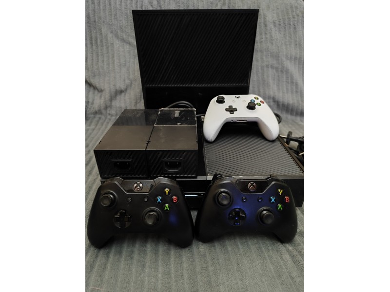 2X Xbox One 3X džojstika
