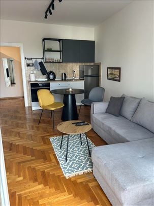 Crveni krst, novogradnja, odličan, ID 25759