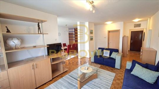Dunavski kej, 65m2, namešten, prelep pogled