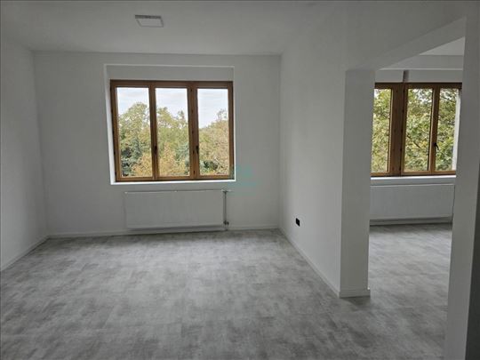 Lux poslovni prostor kod Madere