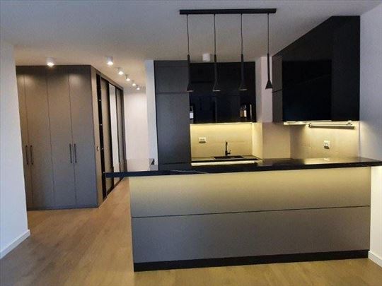 K-District, 125m2, 3 spavaće, 2 kupatila, garaža+1