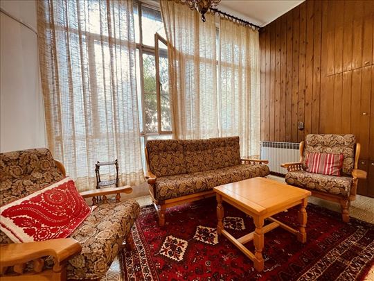 Renoviran 4.0 salonski stan u Palmotićevoj, 139m2