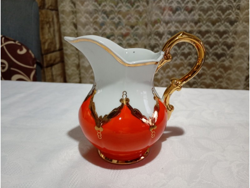 Akcija -Bokal Sovjetski porcelan sa pozlatom