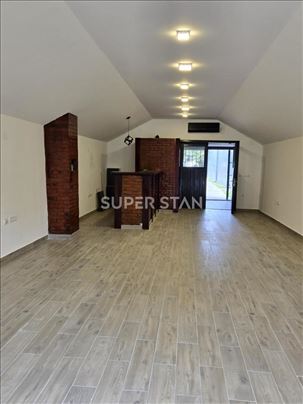 Poslovni prostor 85 m², 4 parking mesta ID#1292